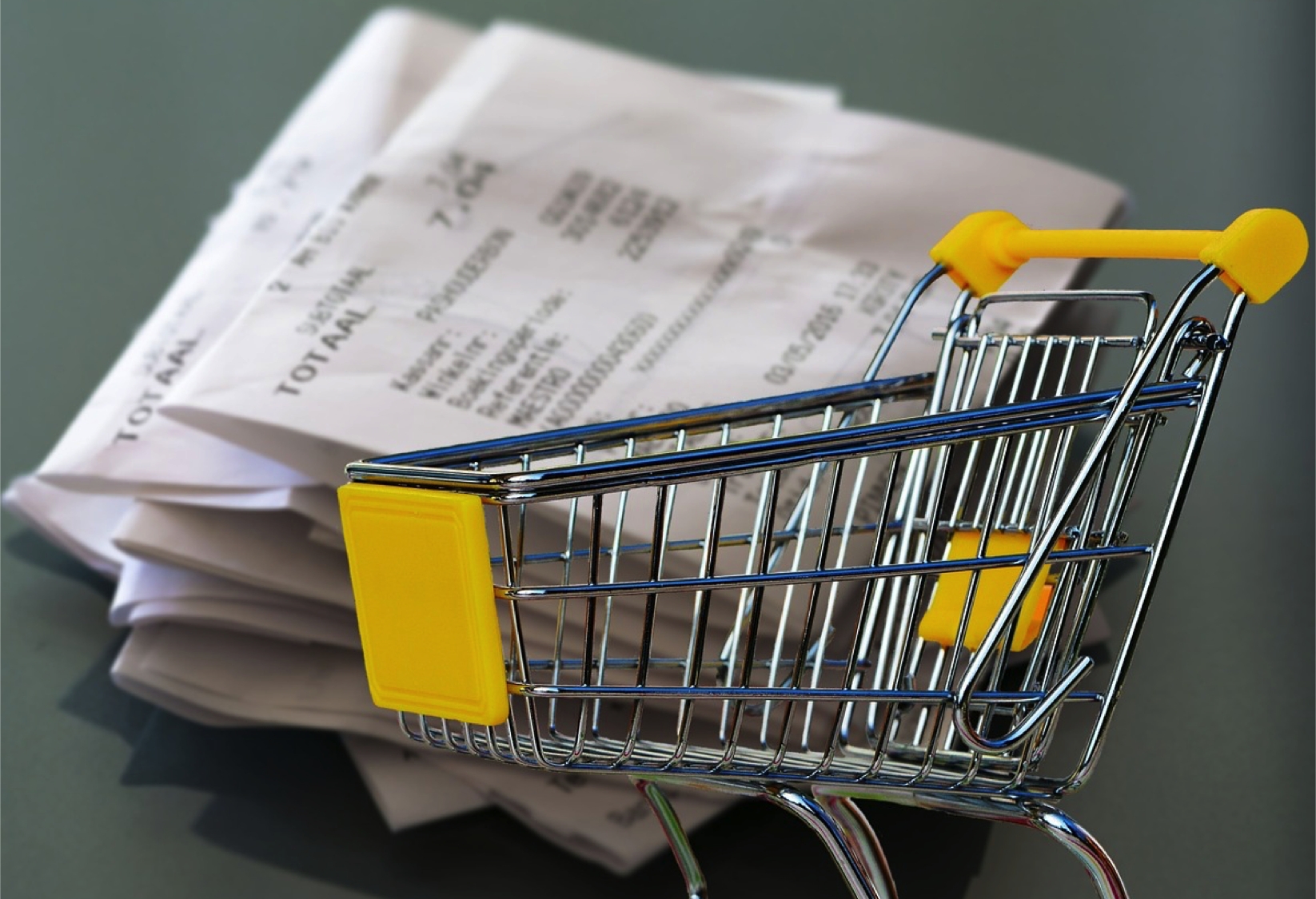 La consommation des ménages en France (Note) – BSI Economics, le think ...